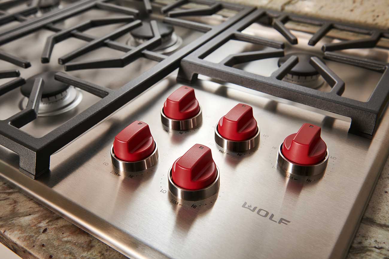 Wolf CG365P/S 36" Stainless Steel Professional Cooktop | Abt