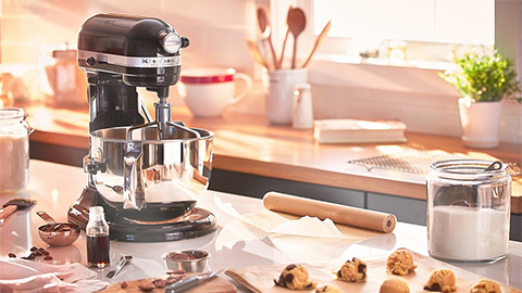 KitchenAid Matte Milkshake Stand Mixer - KSM150PSMH | Abt