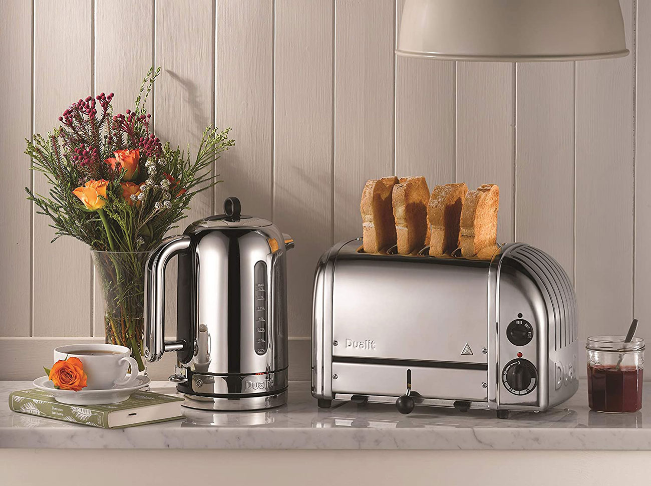 Dualit Extra-Wide 4-Slice Toaster in Polished Chrome | Abt