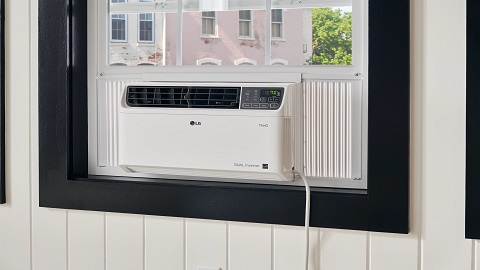 Frigidaire Air Conditioner Window 18,000 BTU in White - FHWW184WE2 | Abt