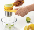 Joseph Joseph Helix Citrus Juicer Yellow Finish | Abt