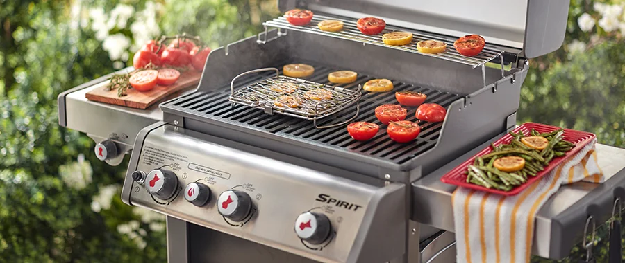 How to Choose a New Outdoor Grill This Summer | Abt