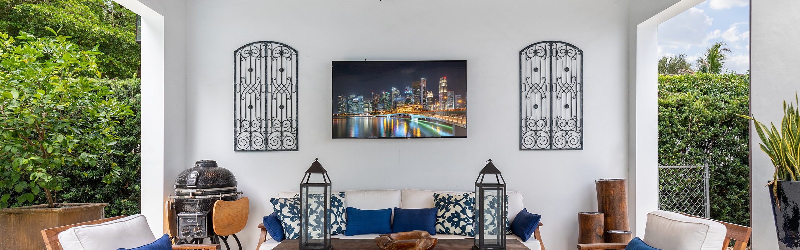 Outdoor TV Setup: 5 Tips for Installing a TV Outdoors | Abt