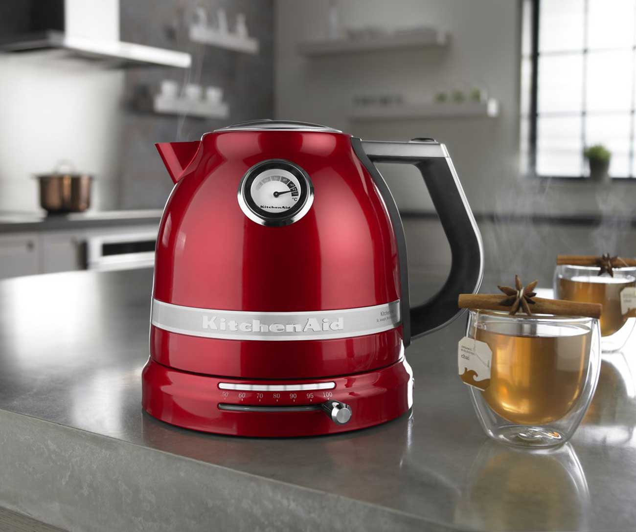 KitchenAid Pro-Line 1.6 Qt. Red Electric Kettle - KEK1522CA