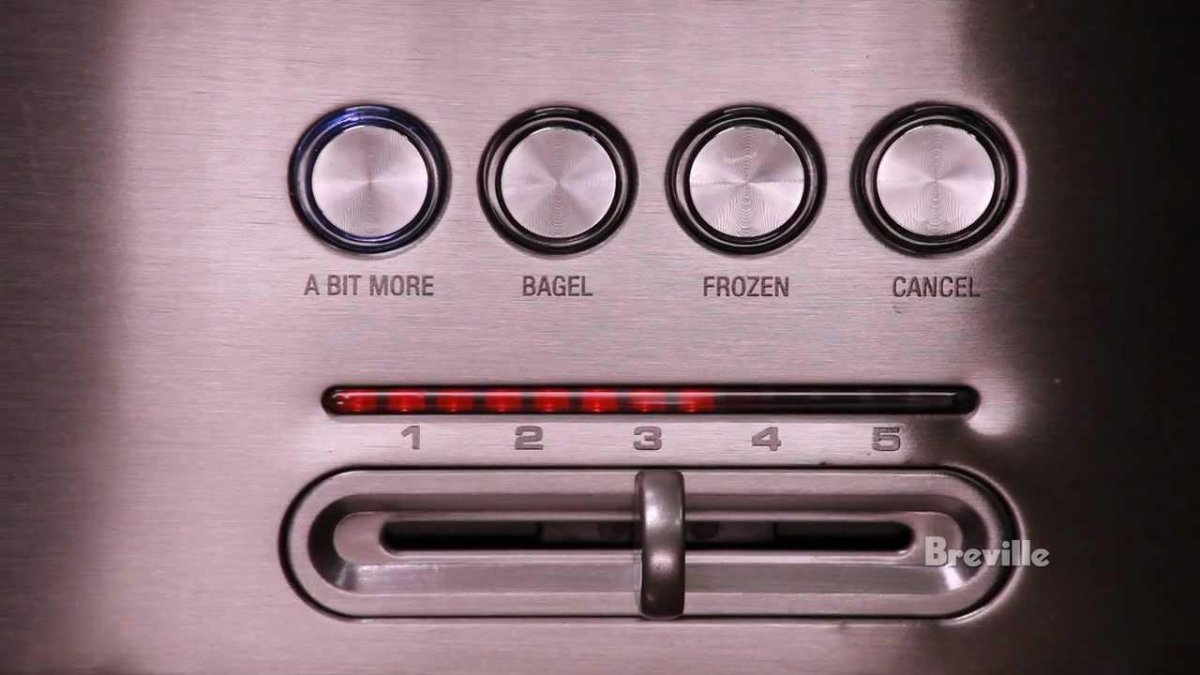 Breville 'A Bit More' Stainless 2-Slice Toaster - BTA720XL