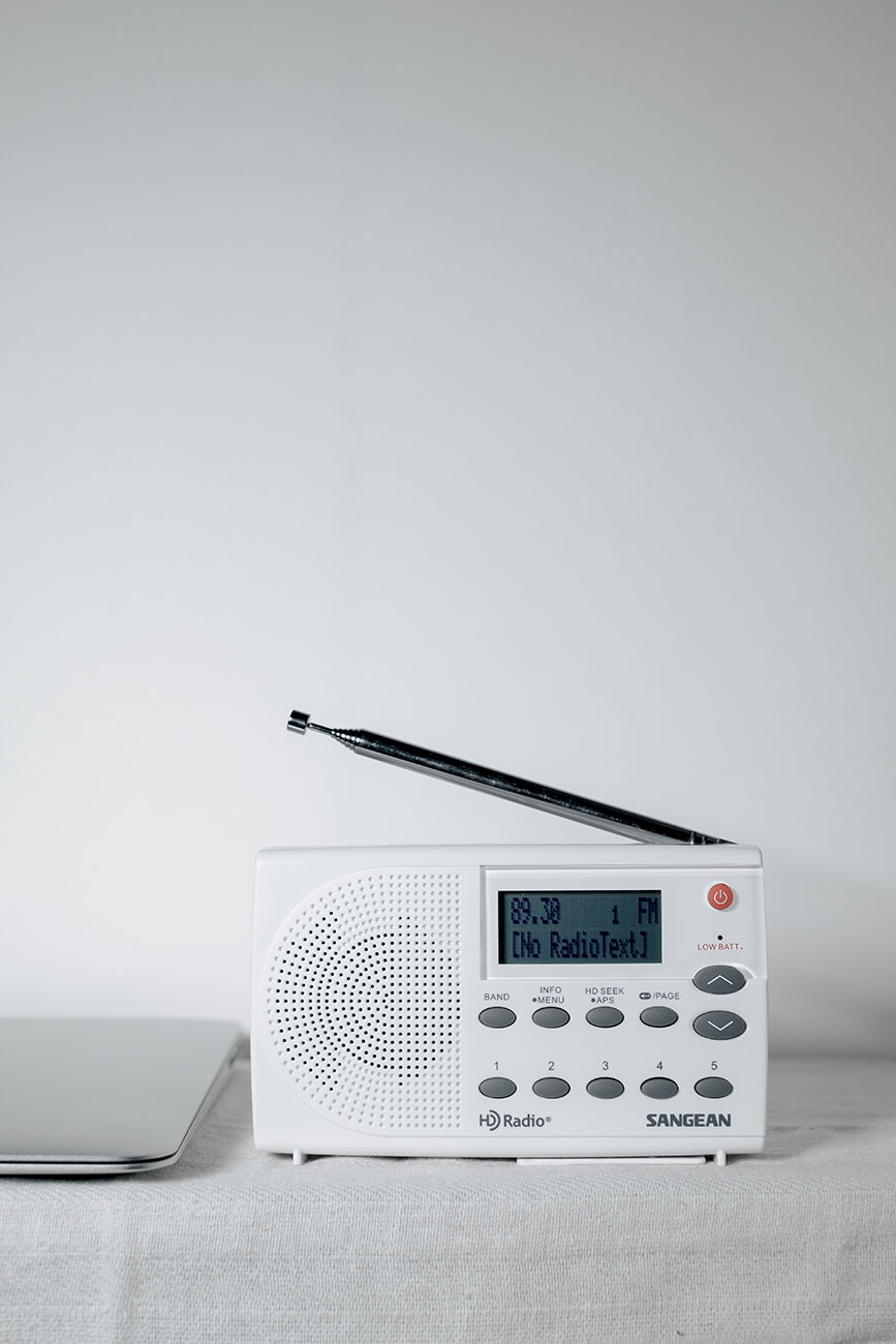 Sangean White FM Stereo Digital HD Radio - SG-108 | Abt