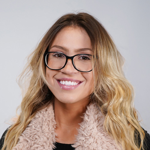 Meet Abt Sales Specialist Amina B.