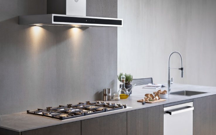 Bertazzoni 30" Stainless Gas Cooktop W/ 4 Brass Burners PROF304QBXT | Abt