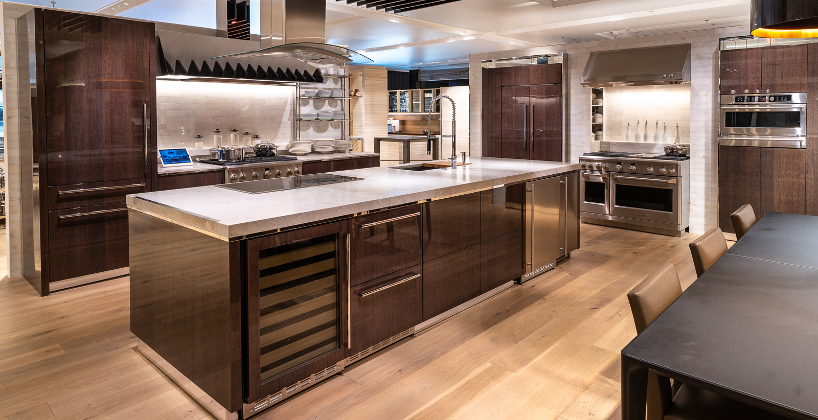 Discover the Monogram Kitchen | Abt