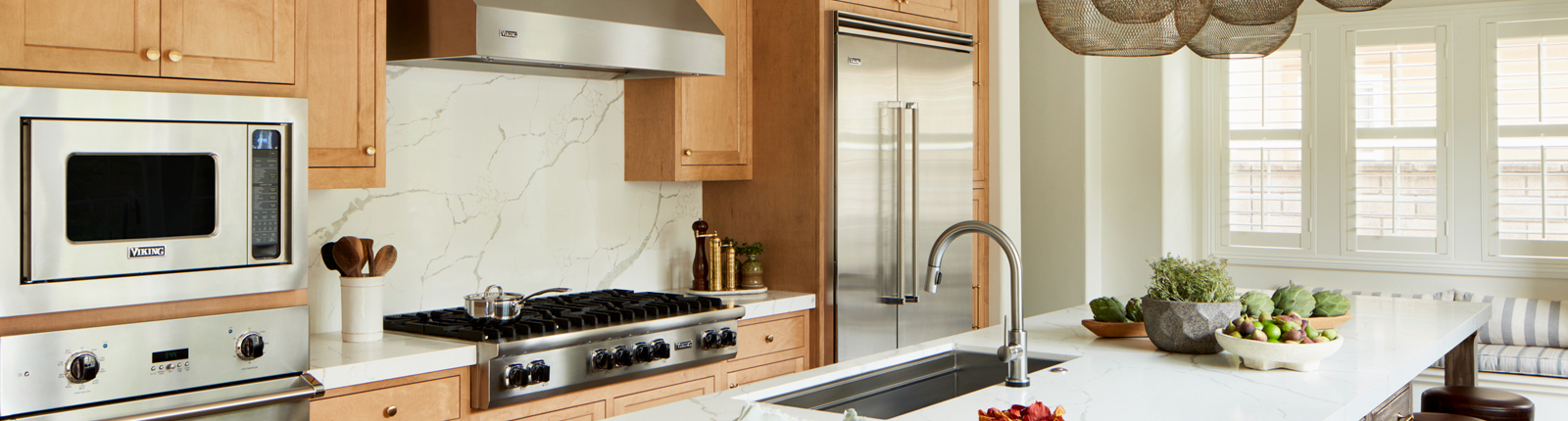 Viking Appliances: Stove Tops, Ranges, Refrigerators | Abt