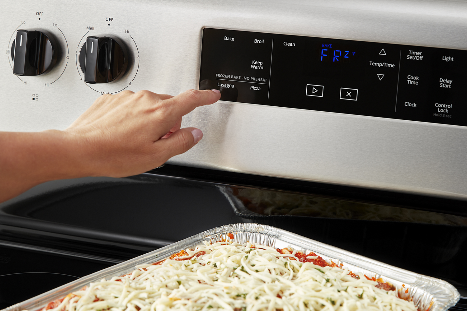 Whirlpool 5.3 Cu. Ft. Electric Range WFE515S0JS | Abt