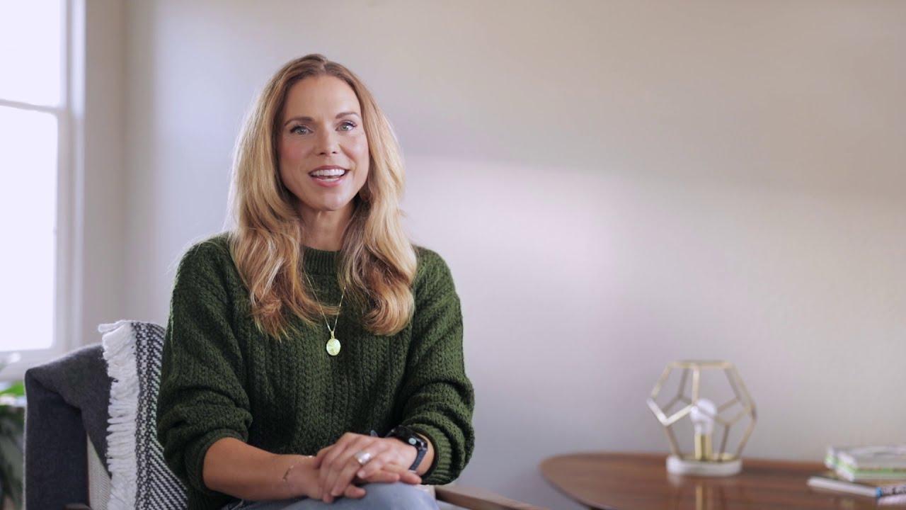 Logitech | Rally Bar Web Camera - Overview | Abt Videos