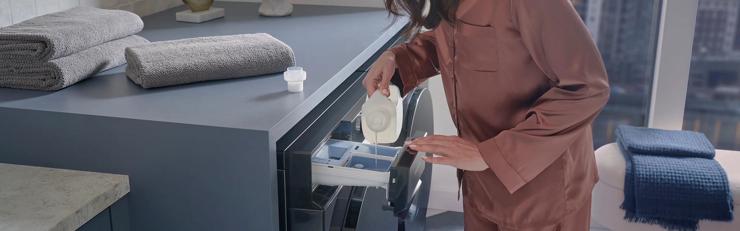 High-Efficiency HE Washer vs. Regular: A Guide | Abt